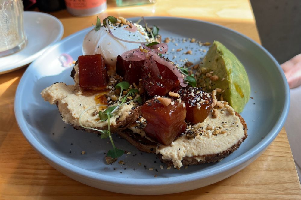 Light Years Cafe - Eatability