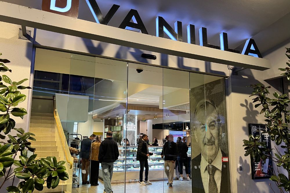 Vanilla Lounge - Eatability